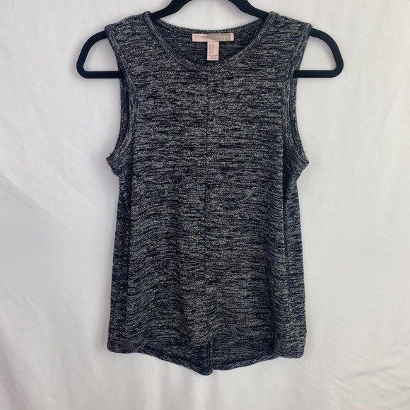 Tops | 2 For 1 Bundle Sleeveless Top | Poshmark